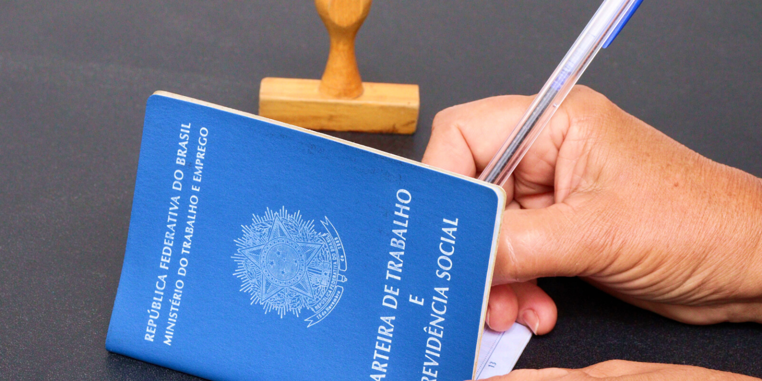 Quem Recebe Bolsa Família Pode Ter Carteira Assinada Entenda O